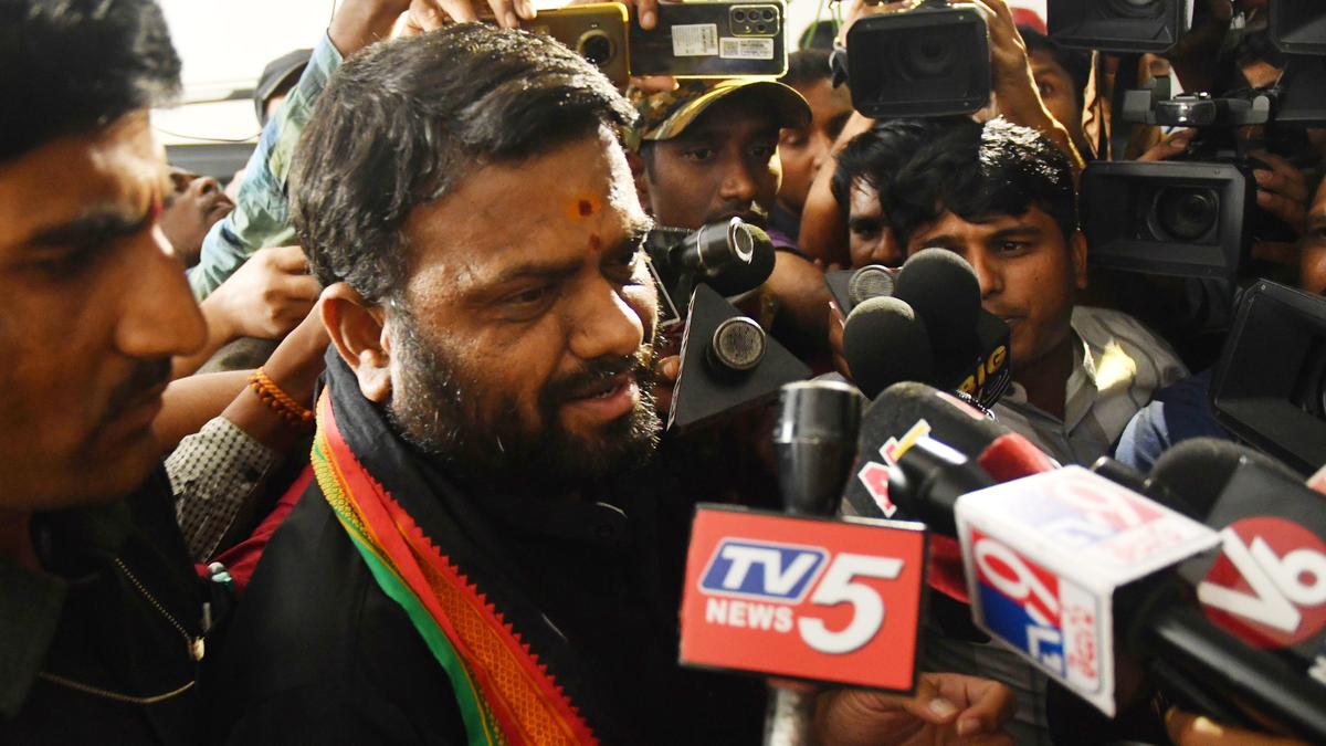 TRS legislator Pilot Rohith Reddy appears before ED - The Hindu